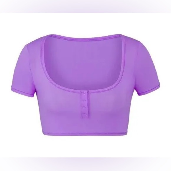SKIMS | Tops | Nwt Skims Fits Everybody Henley Crop Top Ultra Violet ...